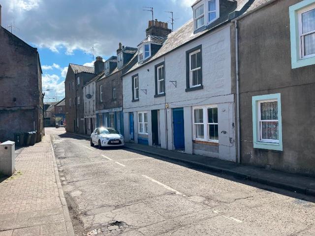 Commercial Street, Coupar Angus, Perthshire PH13, 1 bed flat to rent, £525 pcm | PrimeLocation