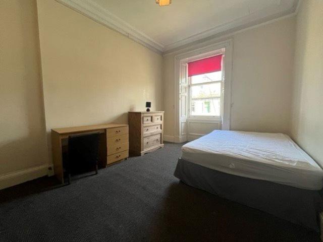 Commercial Street, Dundee DD1, Room to rent, £350 pcm | PrimeLocation