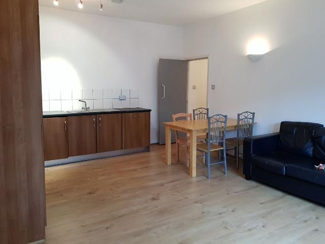 Commercial Street, Liverpool Street E1, 3 bed flat to rent, £3,600 pcm | PrimeLocation
