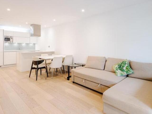 Commercial Street, London, 1 Bedroom Flat