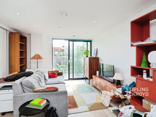 Commercial Street, London E1, 2 bed flat to rent, £3,250 pcm | PrimeLocation