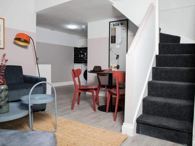 Commercial Street, London E1 Serviced apartment to rent £4,333 pcm £1,000 pw