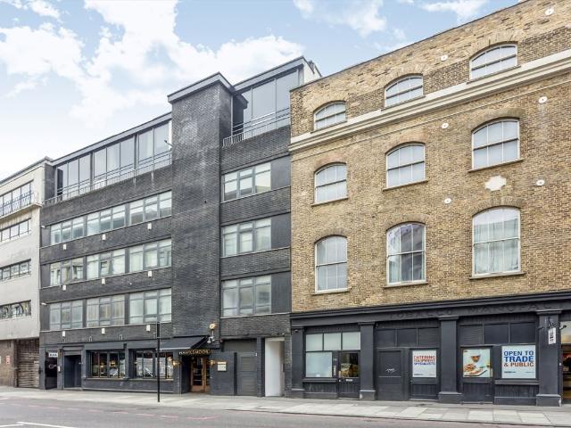 Commercial Street, Spitalfields E1, 2 bed flat to rent, £3,200 pcm | PrimeLocation