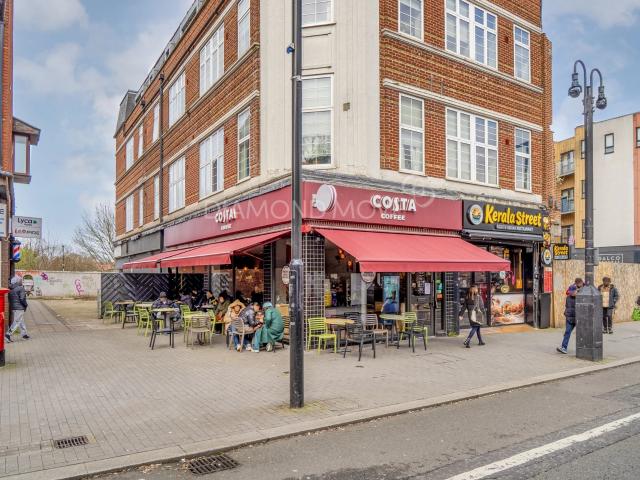 Commercial To Rent £50,000 pa