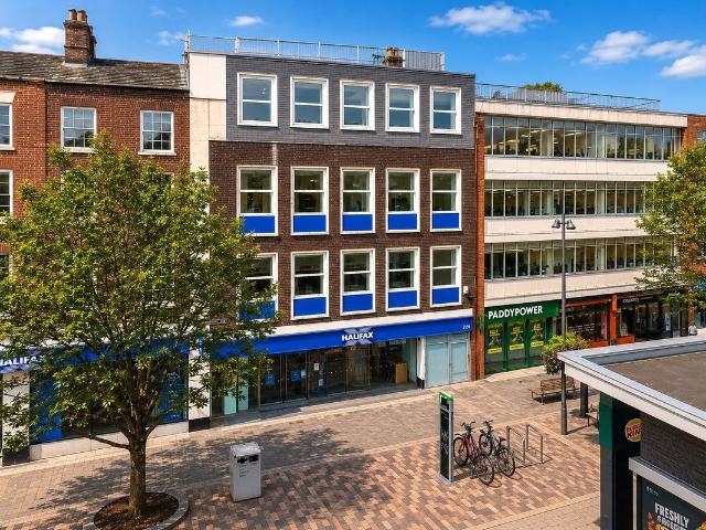 Commercial Way, Woking, Surrey GU21, 1 bed flat to rent, £1,300 pcm | PrimeLocation