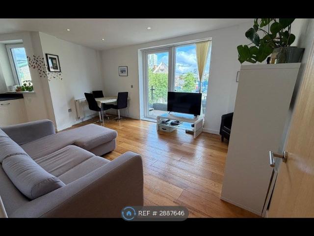 Commerell Street, London SE10, 1 bed flat to rent, £1,850 pcm | PrimeLocation