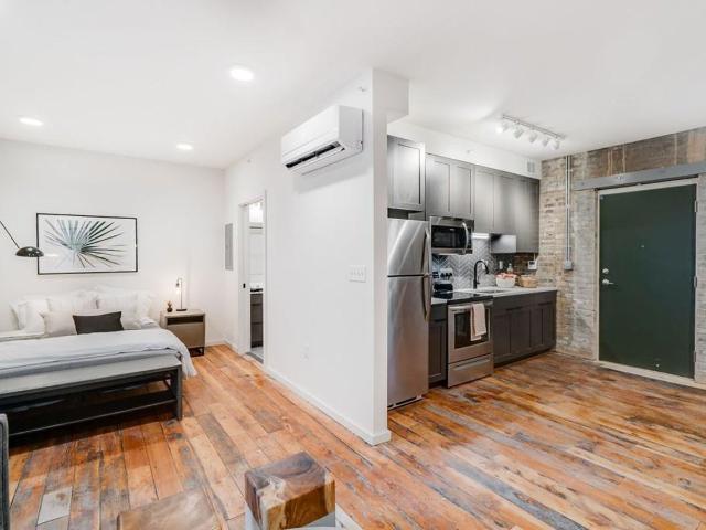 Commission House Studio Apartment for Rent at 282 6th St E, St. Paul, MN 55101 Downtown St. Paul