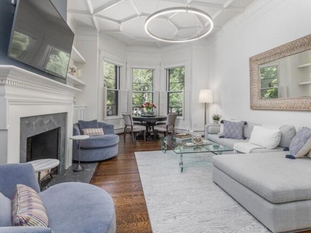 Commonwealth Ave Apt,boston, Condo For Sale