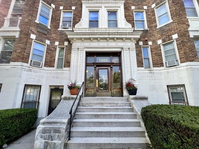 Commonwealth Ave Apt,boston, Condo For Sale