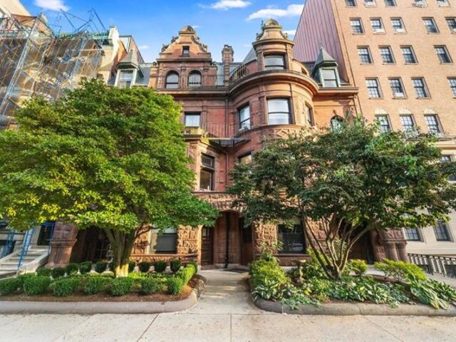 Commonwealth Ave, Boston, Home For Sale