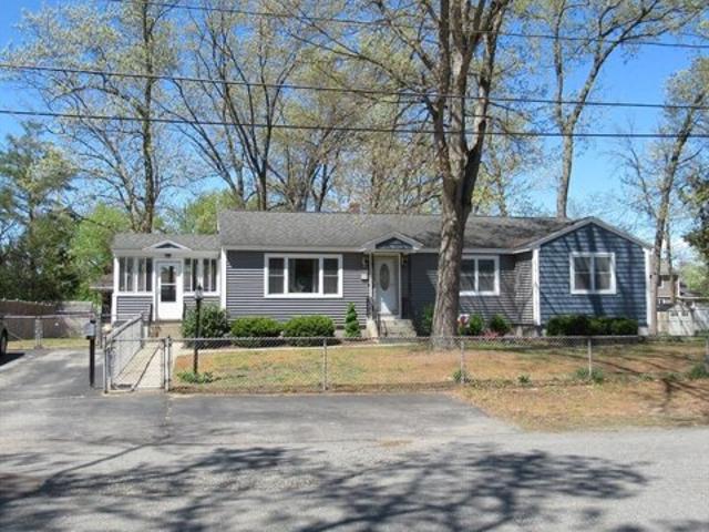 Commonwealth Ave, Lowell, Home For Sale