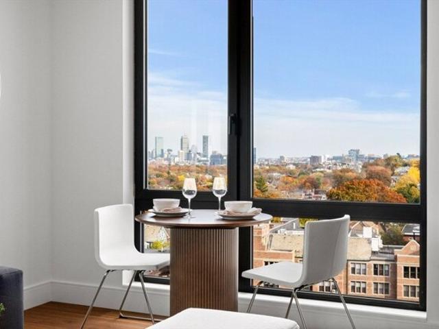 Commonwealth Ave Unit,boston, Condo For Sale