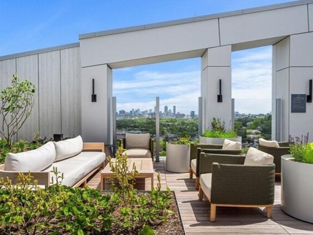 Commonwealth Ave Unit,boston, Condo For Sale