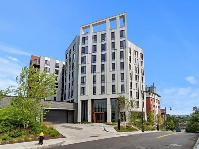 Commonwealth Ave Unit,boston, Condo For Sale