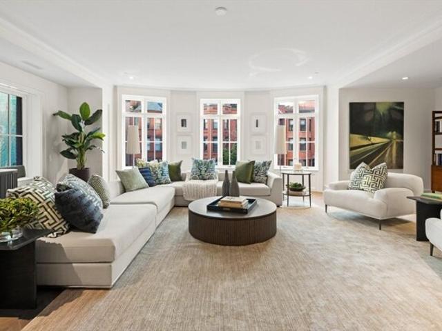 Commonwealth Ave Unit,boston, Condo For Sale