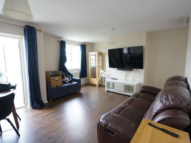 Commonwealth House, Montreal Road, Tilbury RM18, 3 bed maisonette to rent, £1,350 pcm | PrimeLocation