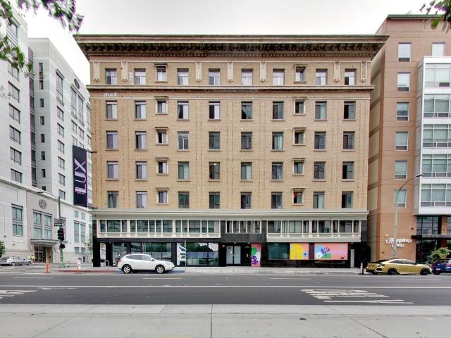 Common at The Brooklyn 1 Bedroom Apartment for Rent at 11th St & Franklin St, Oakland, CA 94607 Chinatown