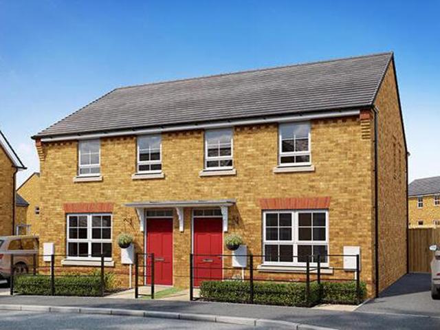 Common Mead Lane, Gillingham, 2 Bedroom Semi detached
