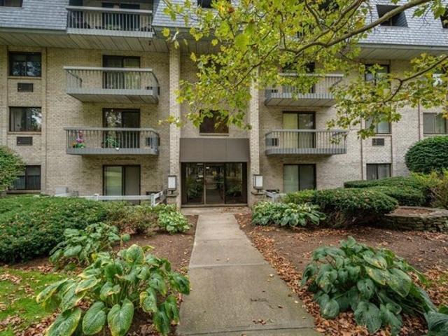 Commons Dr Unit,shrewsbury, Condo For Sale