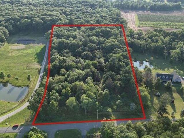 Commons Rd, Tivoli, Plot For Sale