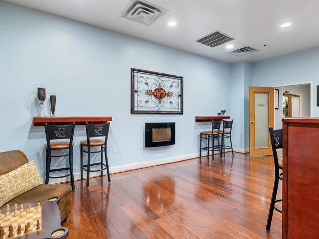 Commodore Perry Apartments 2 Bedroom Apartment for Rent at 505 Jefferson Ave, Toledo, OH 43604 Downtown Toledo