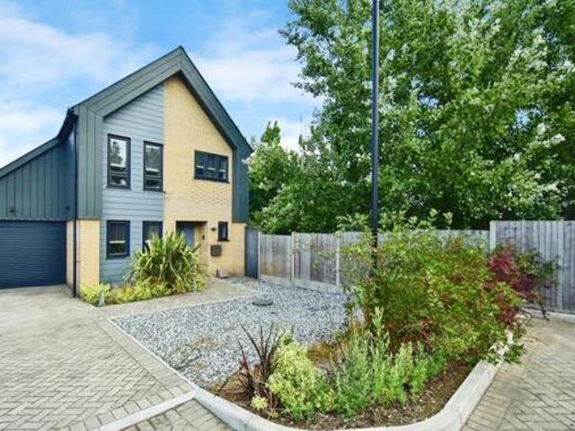 Commodores Close, Sheerness, 3 Bedroom Detached