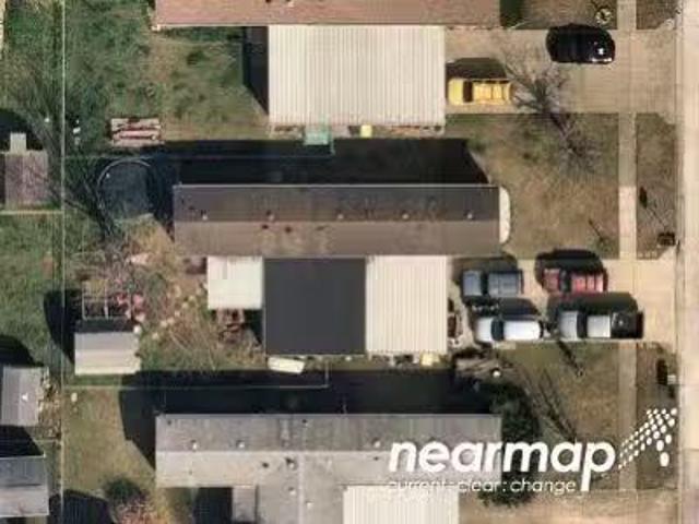 Compass Dr