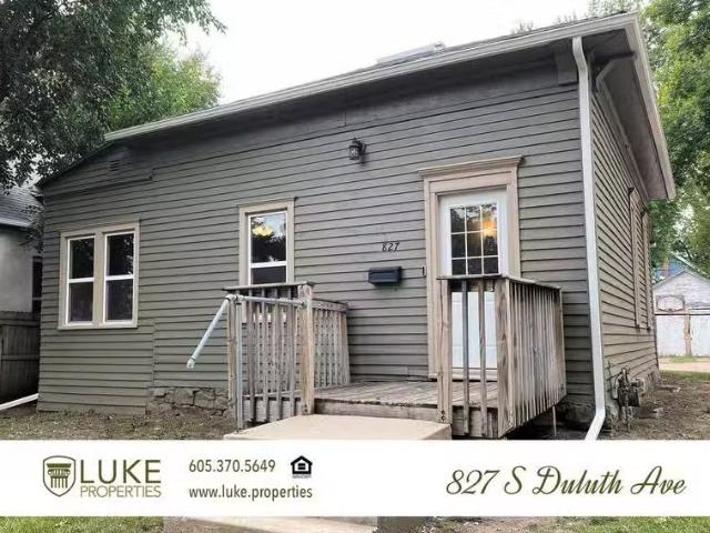 Completely remodeled 3 bedroom home for rent 827 S Duluth Ave
