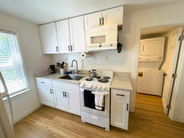 Completely renovated duplex and centrally located!