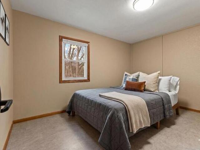 Completely Renovated Space in White Bear Lake!