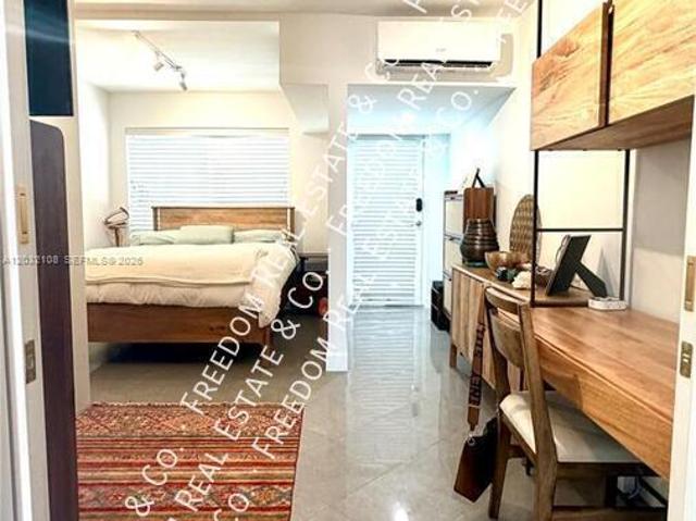 Completely Renovated Studio Residence On Meridian Avenue: Redesigned Layout With Separate Sleeping Area, New W/D & Smart Entry