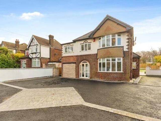 Compstall Road, Romiley, 4 Bedroom Detached