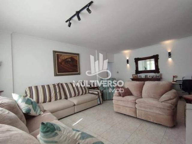 Comprar apartamento 3 dormitórios na Ponta da Praia
