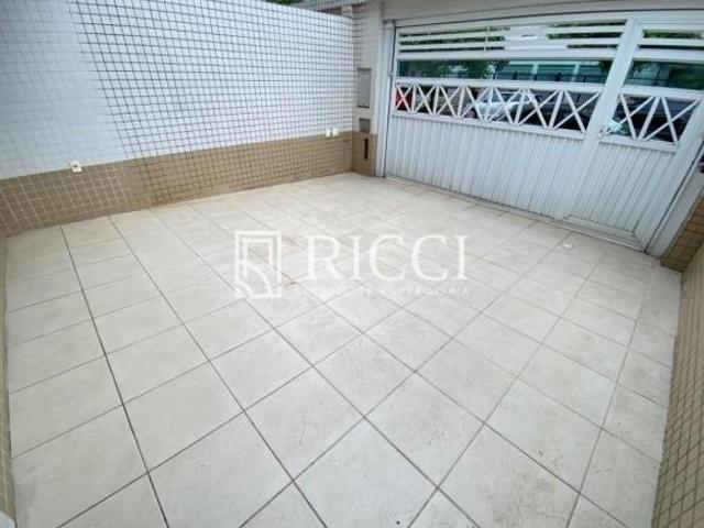 comprar casa na Marapé com 4 quartos e 4 banheiros