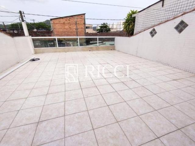 COMPRAR SOBRADO NO JARDIM CASTELO EM SANTOS 3 DORMITÓRIOS SENDO 2 SUÍTES !