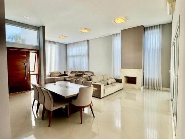 Comprar/vendo: Casa térrea a venda no no condomínio de alto padrão Reserva da Serra em Jundiaí com 3