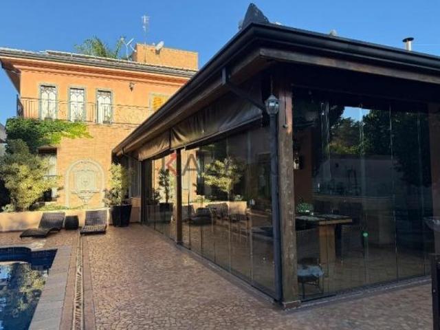 Comprar/vendo: Casa a venda no condomínio de alto padrão Reserva da Serra com 3 dorm. sendo 1 suíte