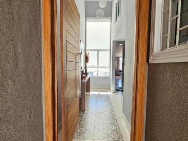 Comprar/vendo: Casa a venda no Quinta das Videiras em Jundiaí com 3 suítes 1 master com closet e ba