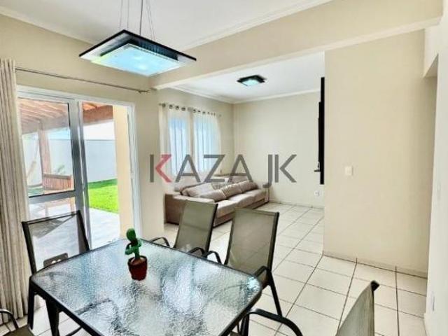 Comprar/vendo: Casa à venda, sobrado de esquina, no condomínio Chácara das Palmeiras Imperiais, Mede