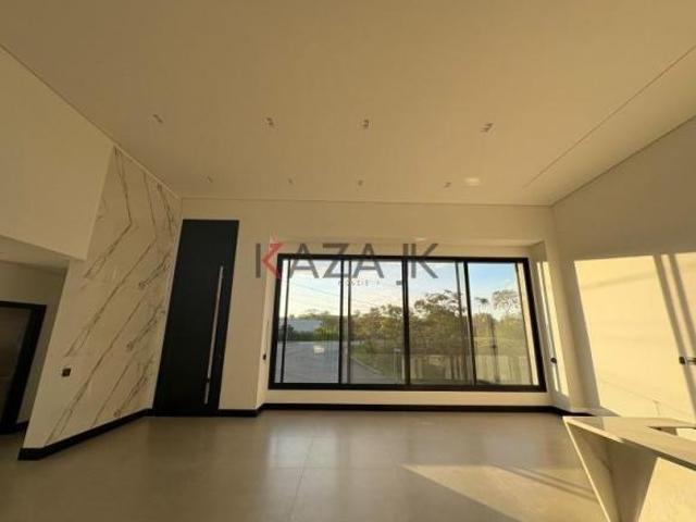 Comprar/vendo: Casa à venda térrea, nova, no condomínio de alto padrão Reserva de Santa Mônica em It