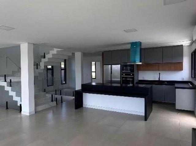 Comprar/vendo: Casa nova, alto padrão, a venda no Ibi Aram II, Itupeva. com 4 suítes, área social e