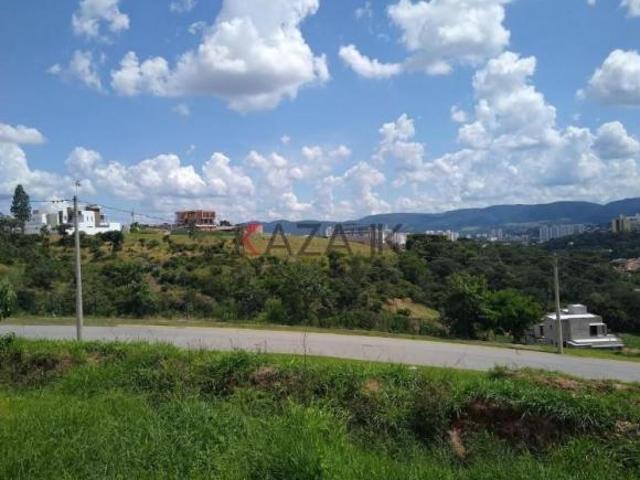 Comprar/vendo: Terreno a venda com 506m², leve aclive, no condomínio de alto padrão Bosque do Horto