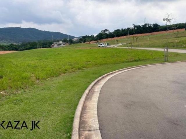 Comprar/vendo: Terreno a venda com 891m² plano de esquina no Alphaville 2, Jundiaí