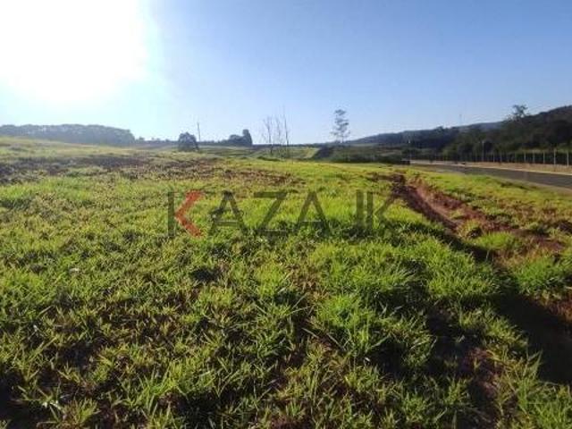 Comprar/vendo: Terreno a venda com 1143,26m², aclive, no condomínio de altíssimo padrão Tamboré em J