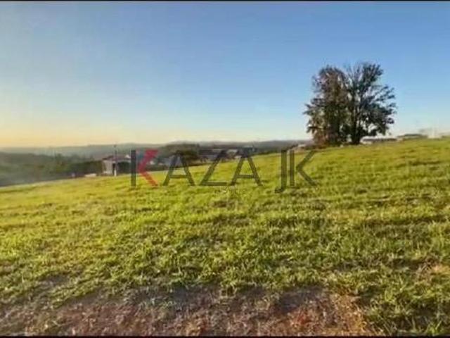 Comprar/vendo: Terreno à venda com 1.000², plano, no condomínio de alto padrão Terras Caxambu em Jun