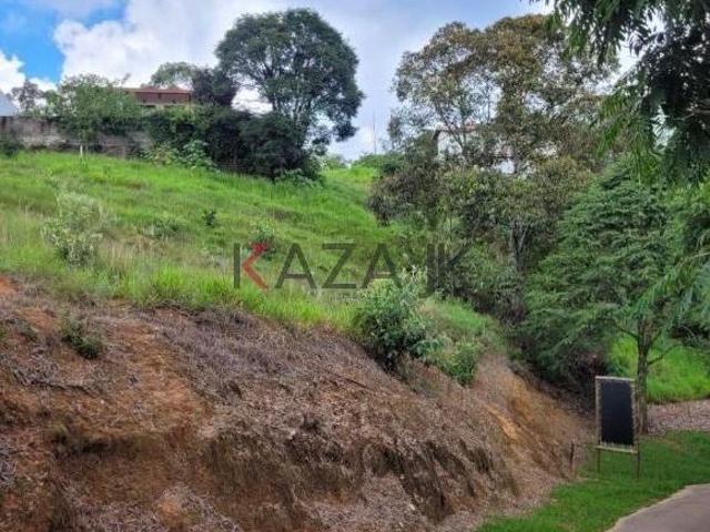 Comprar/vendo/permuto: Terreno à venda em aclive com 1.100m² no condomínio de alto padrão Serra dos