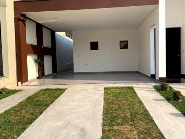 Comprar/Venda: Casa térrea 3 suítes, fundo com amplo jardim, área verde livre, arquitetura mordena