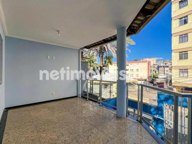 Compre casa alto padrão no bairro Nova Floresta BH, casa a venda que aceira fina