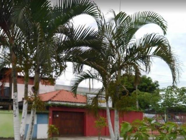 Compre Casa de Praia no Condomínio Santiago Bay em Camburi São Sebastião