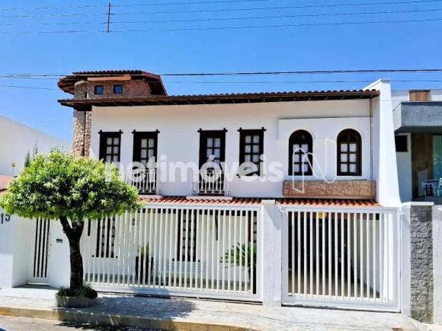 Compre Casa no Cariru Ipatinga 4 quartos, 2 suítes, toda reformada e aceita financiamento bancário